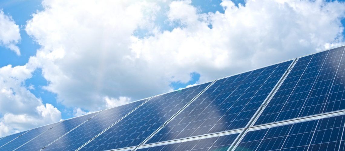 ¿Qué es, cómo se descubrió y qué avances se han visto en la energía solar?